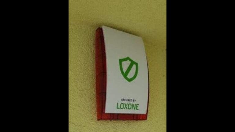 Retrofitting an alarm system. | Loxone References