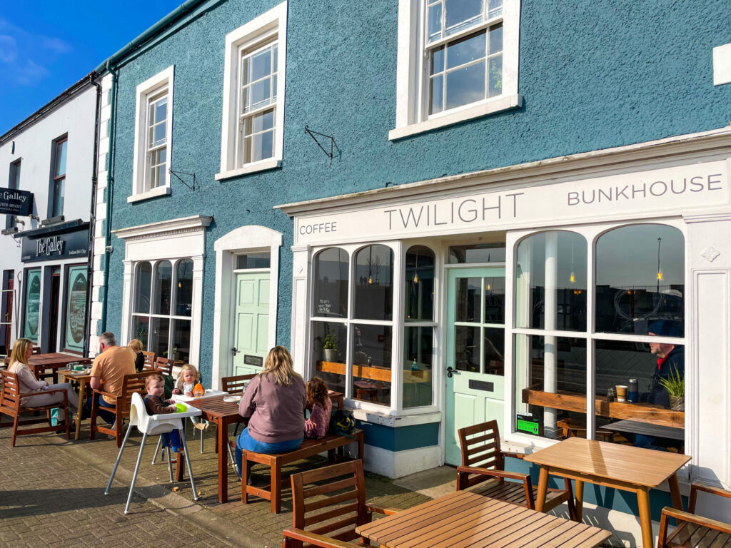 Twilight Coffee and Bunkhouse | Loxone Reference