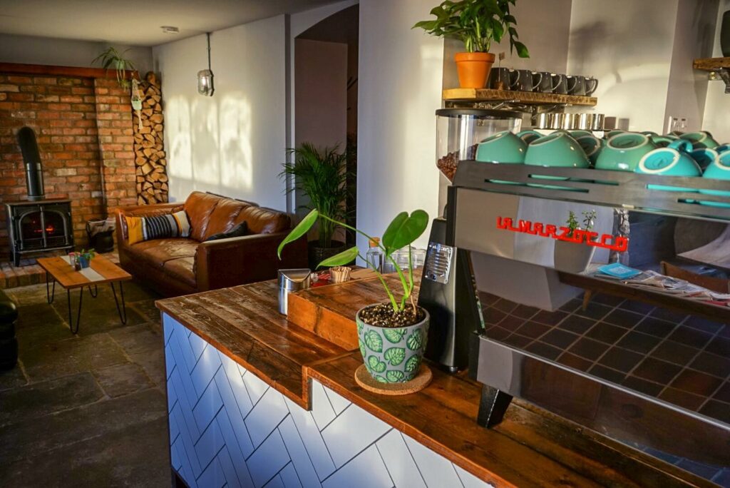 Twilight Coffee und Bunkhouse | LOXONE Referenzen