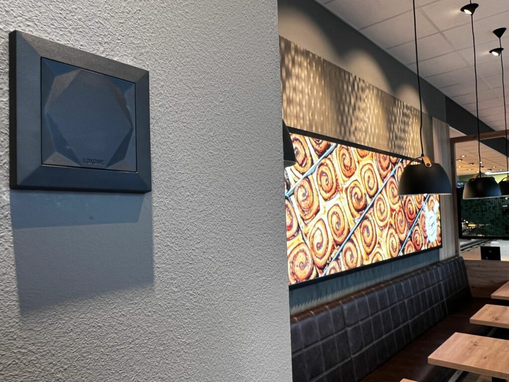 Bakery with cafe | Loxone References